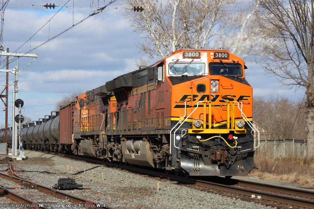 BNSF 3800